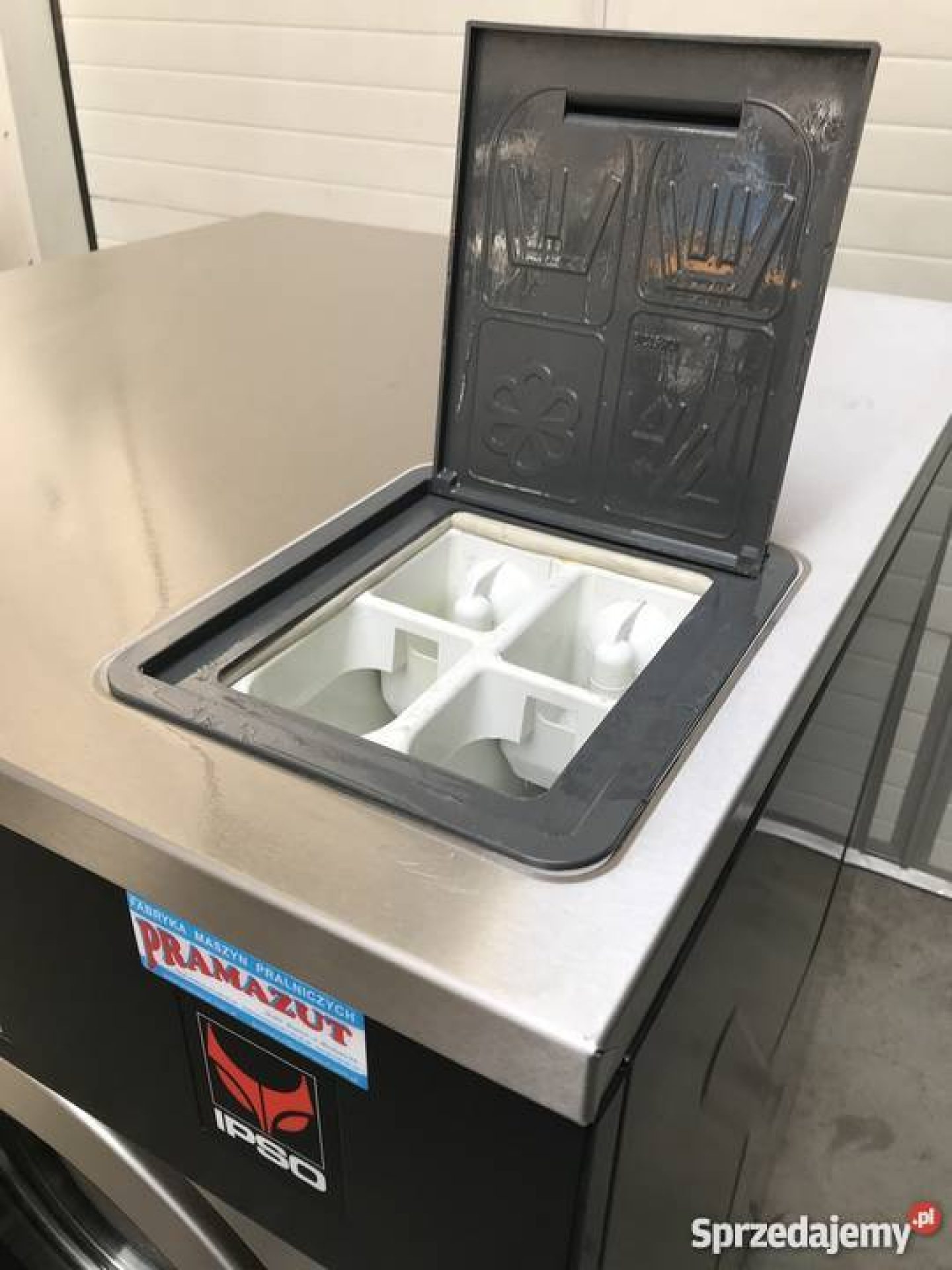 Profesionální průmyslová pračka IPSO HD235 - Pračky | Vše pro prádelny